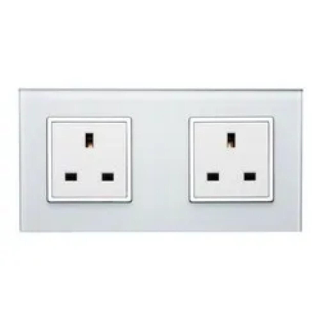 Buy Legrand 10 A White 3 Pin Plug Electrical Sockets online at best ...