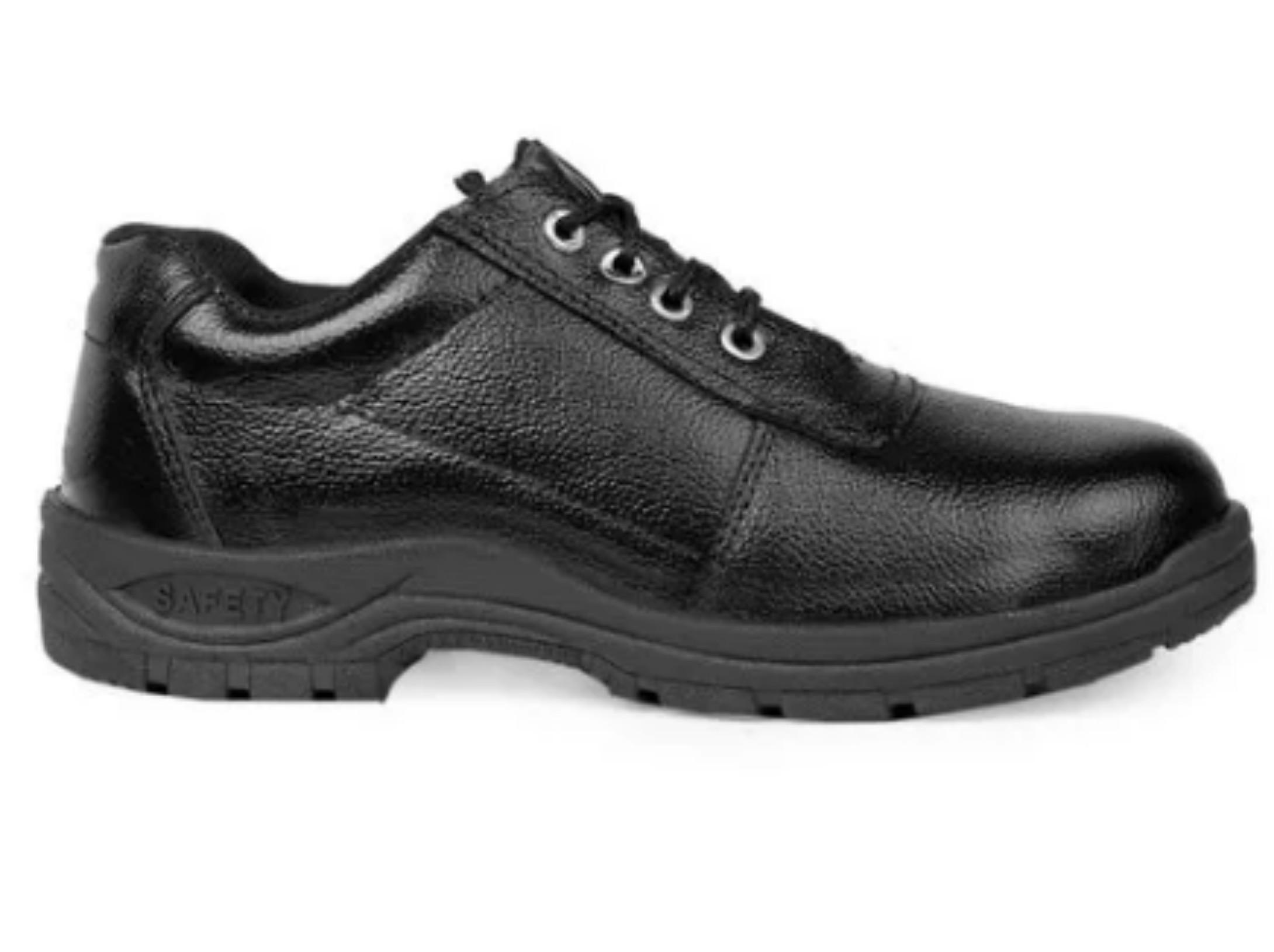 Buy Airmix Steel Toe Safety Shoes Black online at best rates in India ...