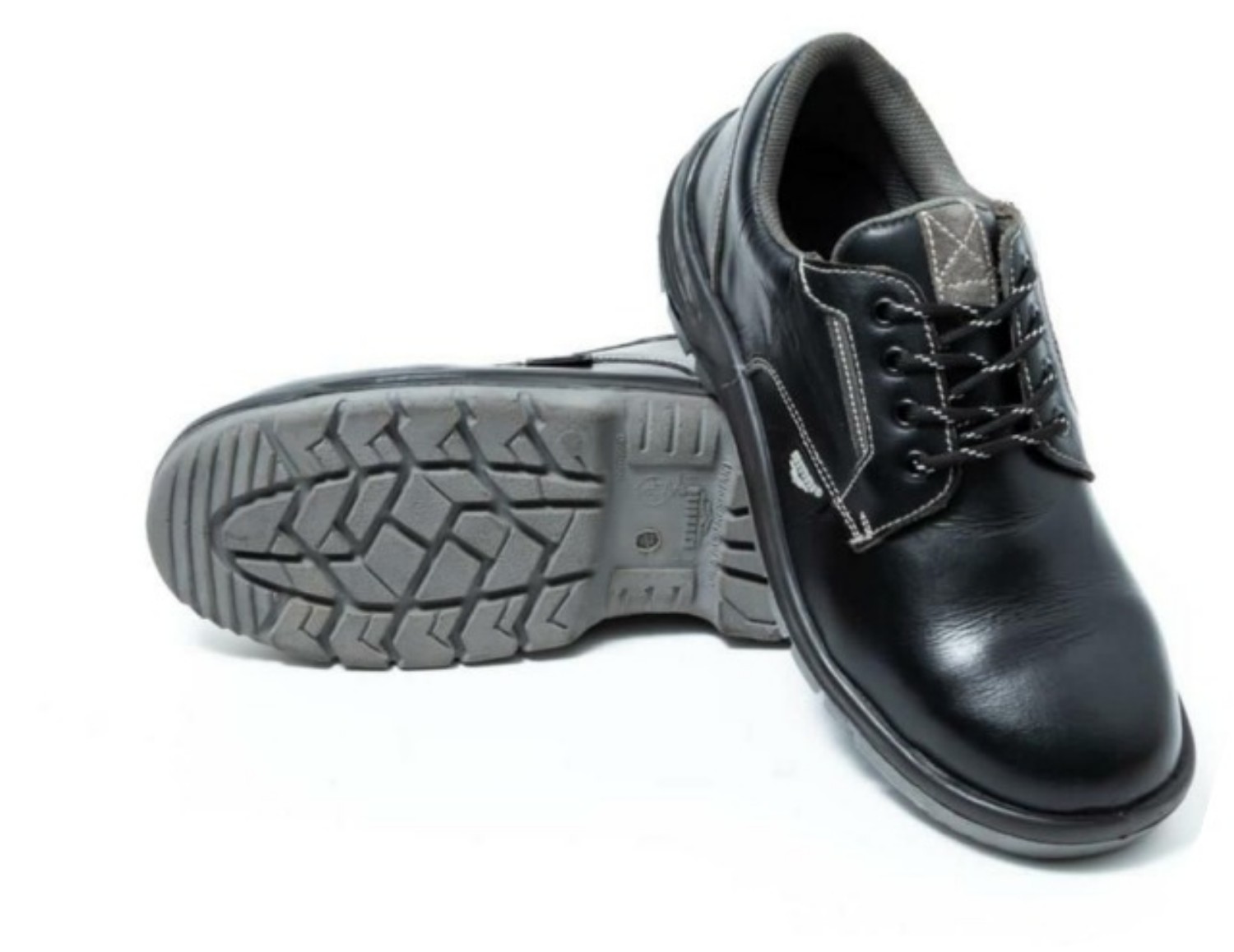 Buy Omni Buff GC Steel Toe Safety Shoes Black online at best rates in ...